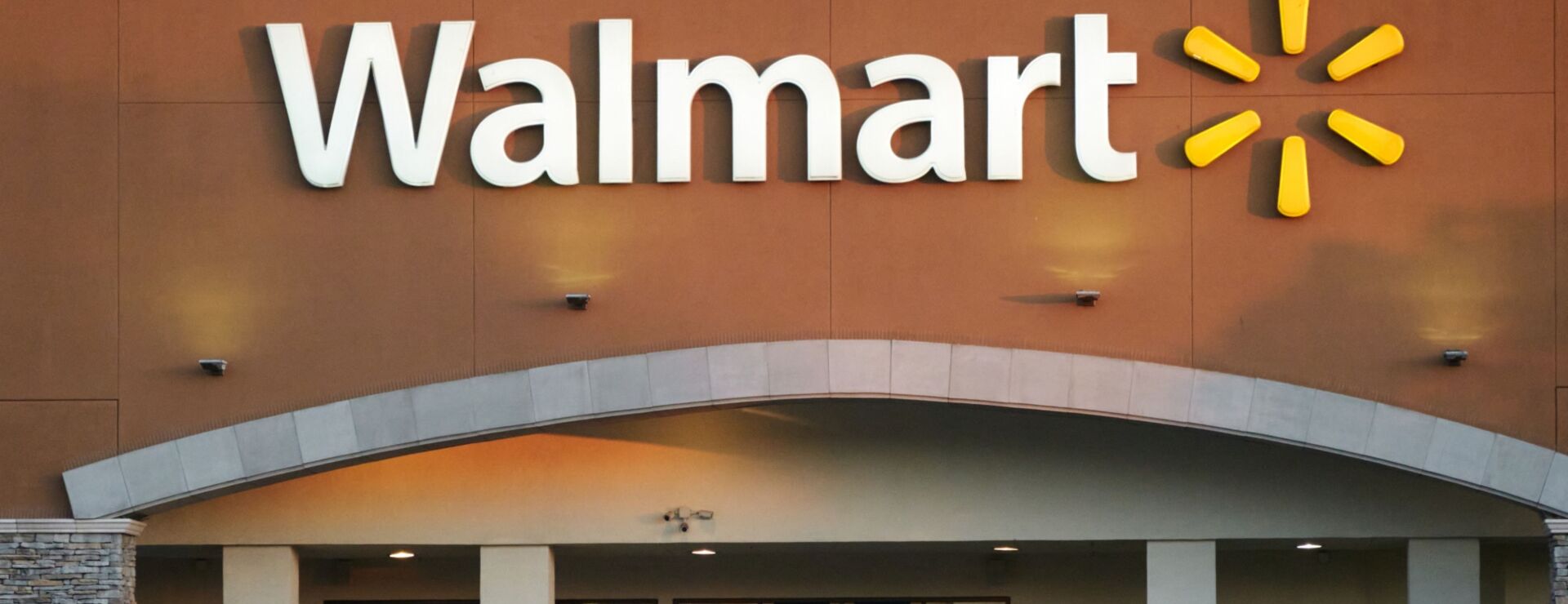 Walmart, CVS, Walgreens Must Pay $650 Million in Opioid Case (2) Walmart, CVS, Walgreens Must Pay $650 Million in Opioid Case (2)